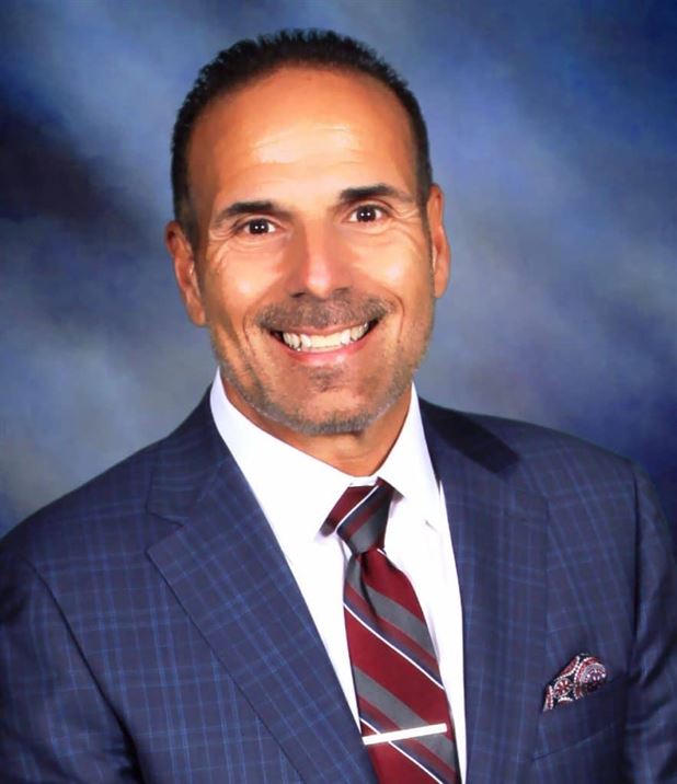 Faculty Spotlight: Professor Del Russo - The Montclarion